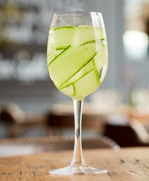 7 Deliciously Good Cocktail Drinks Inspired by the Garden - Plants ...
